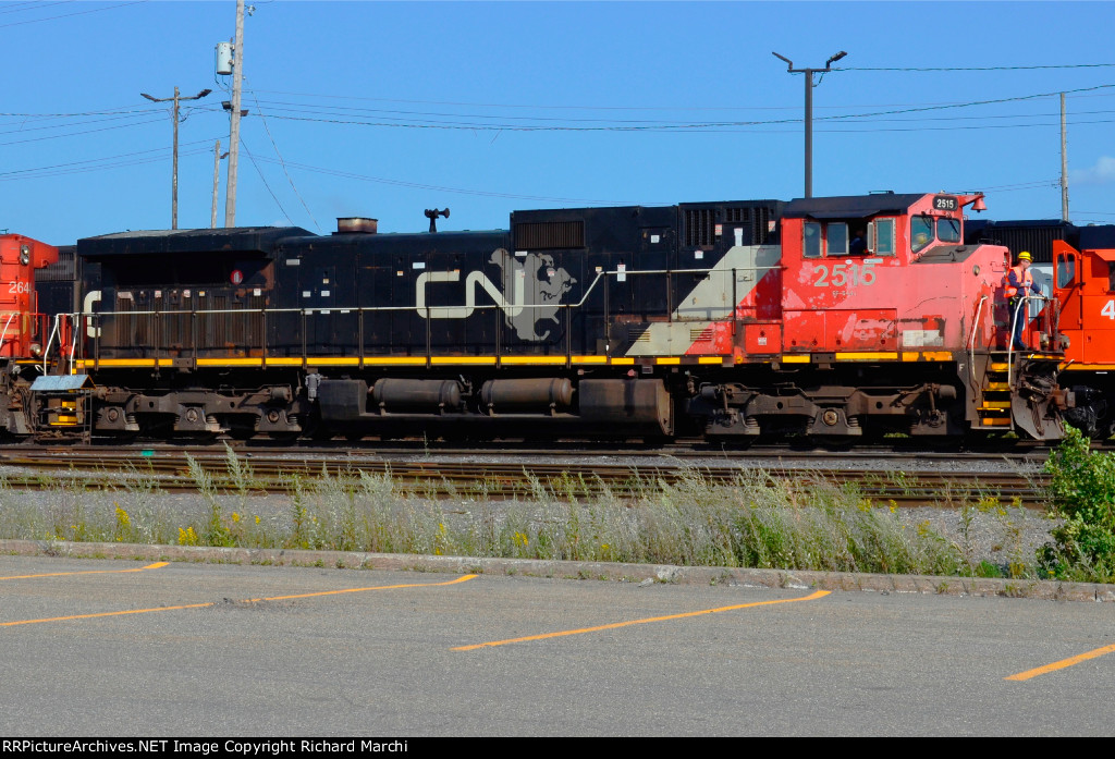 CN 2515